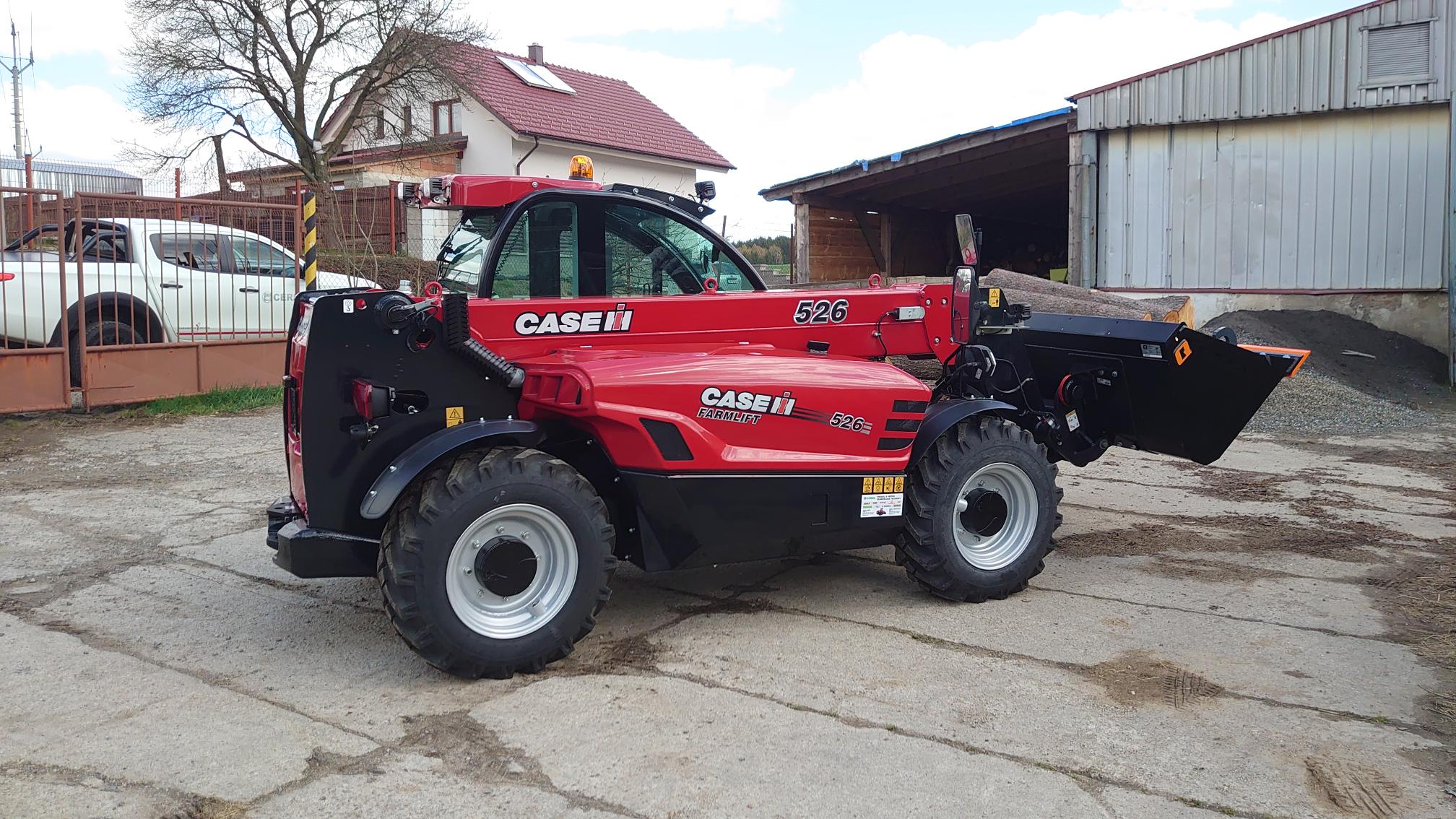 TELESCOPICO FARMLIFT 526 – centromacchinetrattori